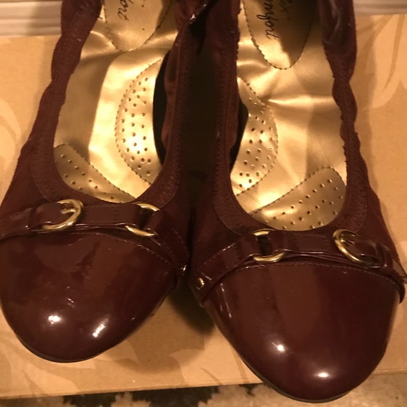 dexflex comfort | Shoes | Dexflex Comfort Flats | Poshmark